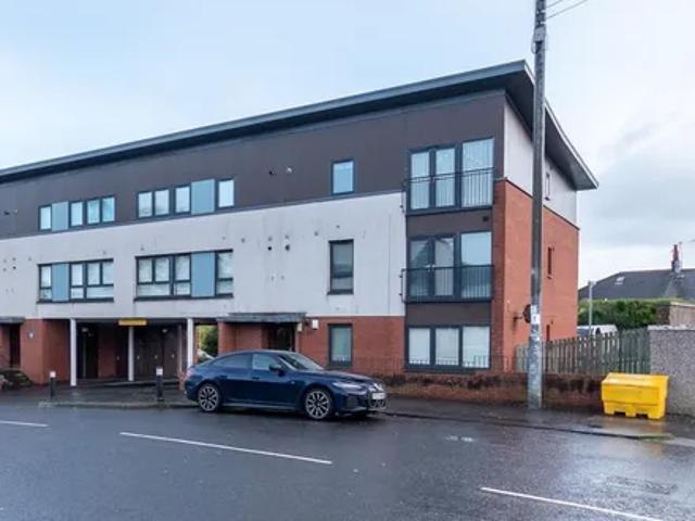 Linda Janes, Kingsheath Avenue, Rutherglen, G73 2DE, United Kingdom | 2 bed apartment for rent #140398480 | Rentberry