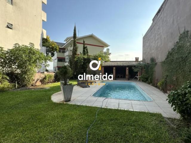 Linda residencia no bairro nossa senhora de lourdes
