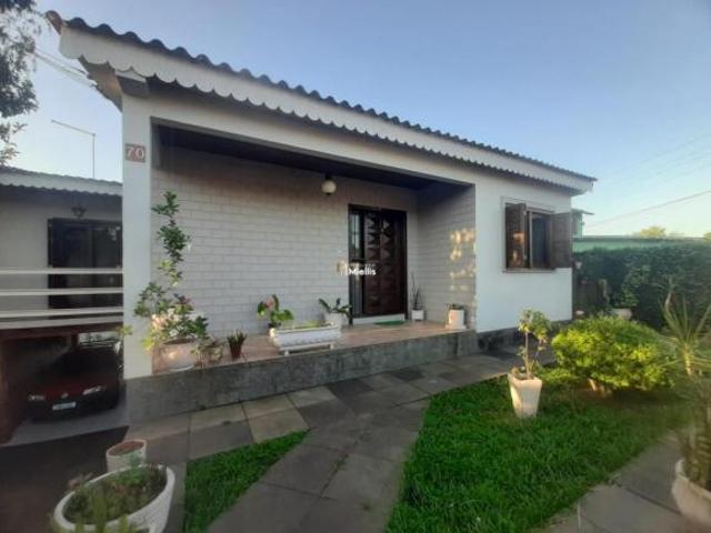 Linda residência no bairro Santa Isabel