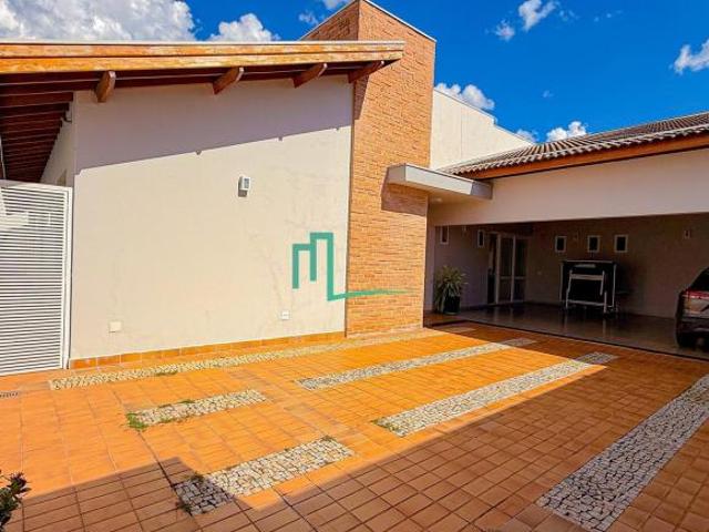 LINDA RESIDÊNCIA TÉRREA DISPONIVEL Á VENDA NO RESIDENCIAL AMAZONAS EM FRANCA/SP