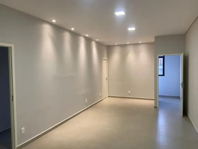 Linda sala comercial para locação na VIla Adyana