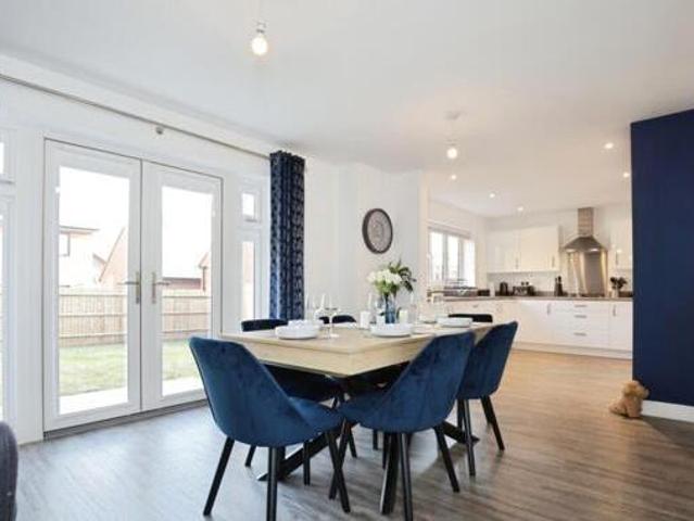 Linden Close, Keresley, 4 Bedroom Detached