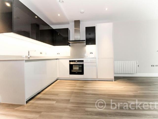 Linden Close, Tunbridge Wells, TN4 2 bed property to rent £2,450 pcm £565 pw