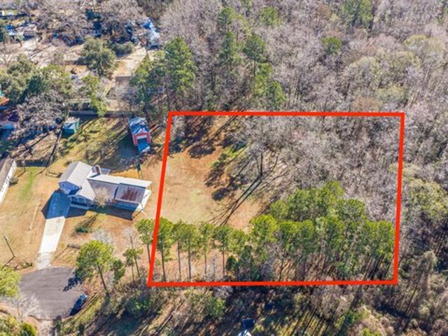 Linden Ct, Moncks Corner, SC 29461