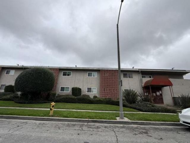 Linden Ave Condo 107