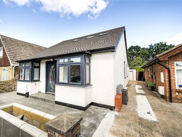 Linden Avenue, Ruislip HA4, 5 bed bungalow to rent, £3,600 pcm | PrimeLocation