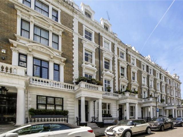 Linden Gardens, W2 2 bed apartment to rent £3,878 pcm £895 pw
