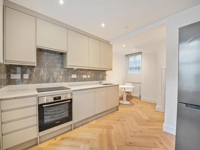Linden Gardens, London, W2 1 bed flat to rent £2,435 pcm £562 pw