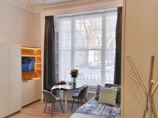 Linden Gardens, London W2 Studio to rent £3,228 pcm £745 pw