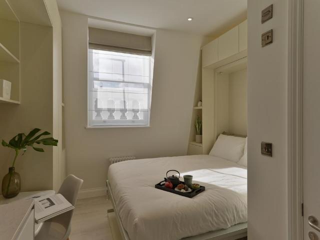 Linden Gardens, London W2 Studio to rent £2,578 pcm £595 pw