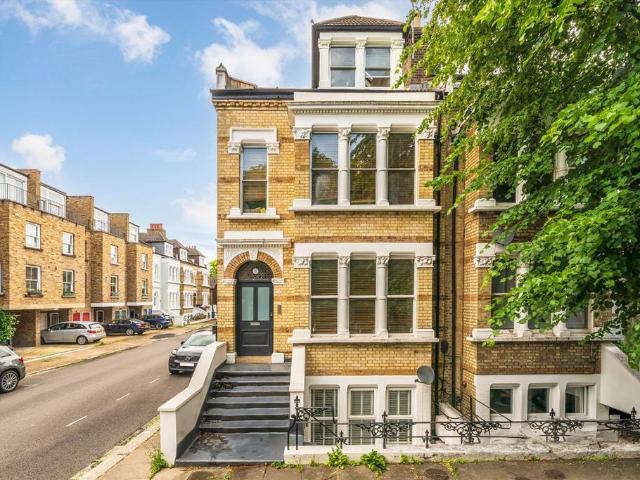 Linden Gardens, London W4 1 bed flat to rent £2,600 pcm £600 pw