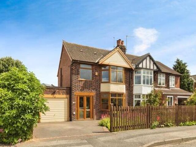 Linden Grove, Nottingham, 3 Bedroom Semi detached