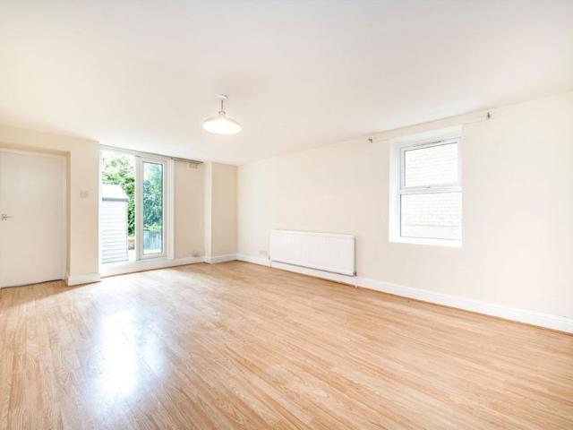 Linden Grove, SE15, London