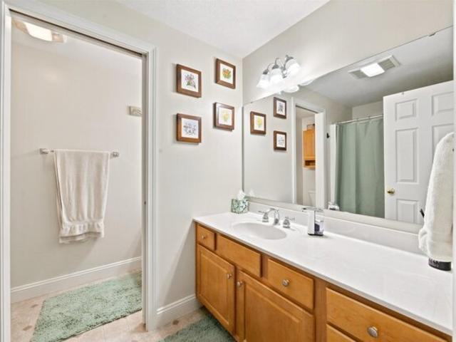 Linden Dr, Hampstead, Home For Sale