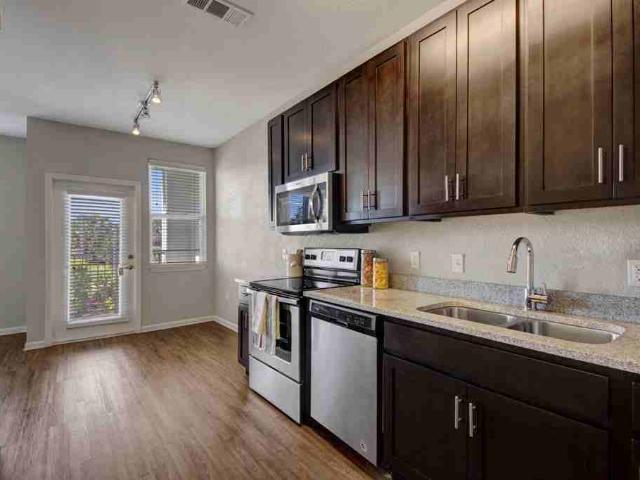 Linden on the GreeneWay 2 Bedroom Apartment for Rent at 13000 Breaking Dawn Dr, Orlando, FL 32824