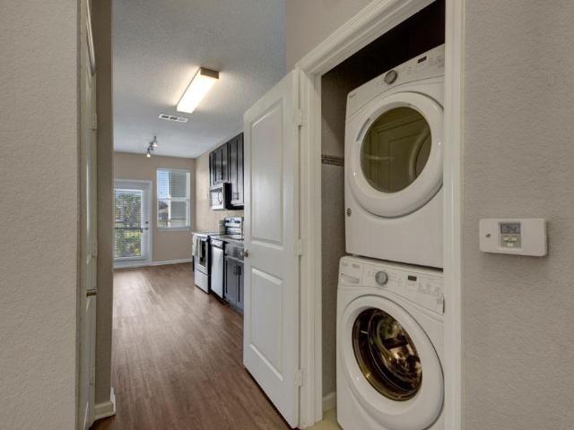 Linden on the GreeneWay 2 Bedroom Apartment for Rent at 13000 Breaking Dawn Dr, Orlando, FL 32824