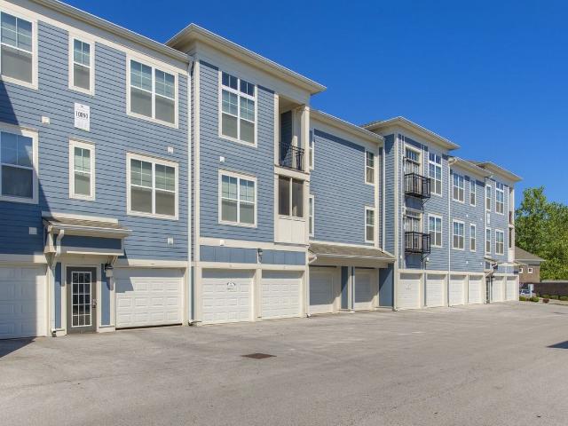 LINDEN SQUARE 3 Bedroom Apartment for Rent at 1070 Cobblestone Dr, Indianapolis, IN 46234