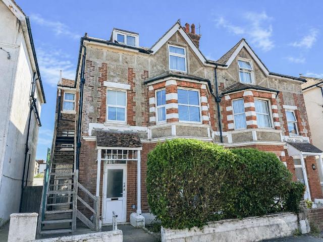 Linden Road, Bexhill On Sea TN40, 1 bed flat to rent, £895 pcm | PrimeLocation