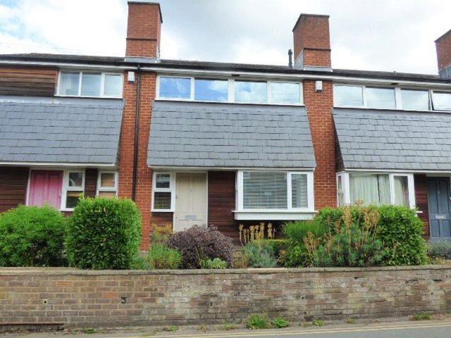 Linden Road, Leatherhead KT22, 2 bed terraced house to rent, £1,725 pcm | PrimeLocation