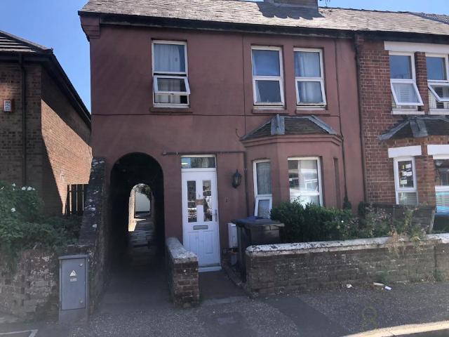Linden Road, Littlehampton 6 bed semi detached house to rent £3,250 pcm £750 pw