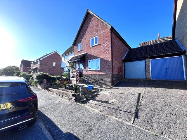 Lindford Drive, Norwich NR4, 3 bed semi detached house to rent, £1,500 pcm | PrimeLocation