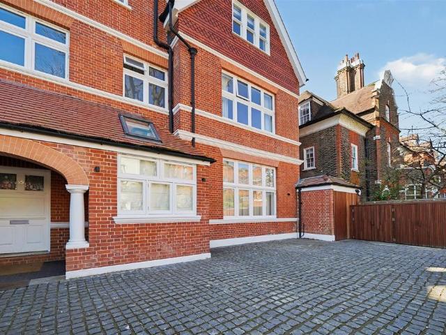 Lindfield Gardens, Hampstead, London. 2 bed apartment to rent £3,445 pcm £795 pw
