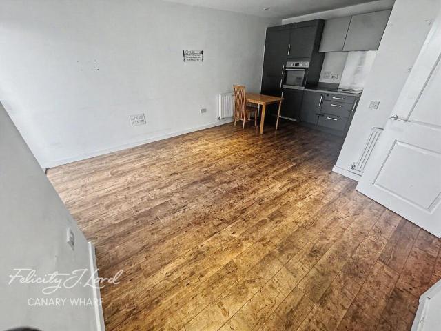 Lindfield Street, LONDON 2 bed apartment to rent £2,500 pcm £577 pw