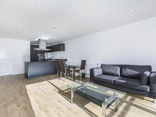 Lindfield Street, London E14, 3 bed flat to rent, £3,250 pcm | PrimeLocation