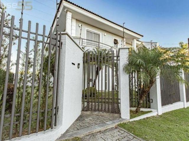 Lindíssima Casa com 3 dormitórios à venda, 246 m² por R$ 2.200.000 Vila Bancária Campo Largo/PR