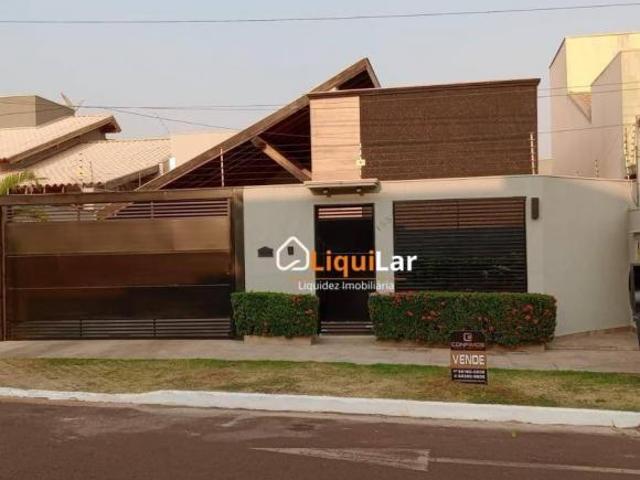 Lindíssima Casa com 3 suítes completa com armários