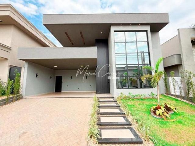 Lindíssima casa à venda com 3 quartos, sendo 1 suíte máster com closet e hidro, piscina com cascata