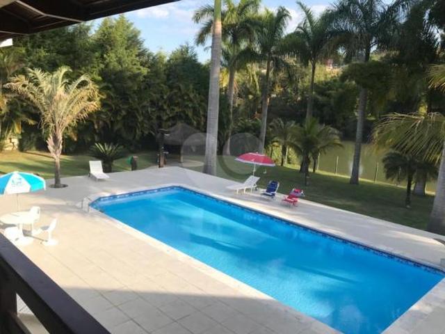 LINDISSIMA CASA DE ALTO PADRÃO EM GUARAREMA. R$ 6.000 000,00