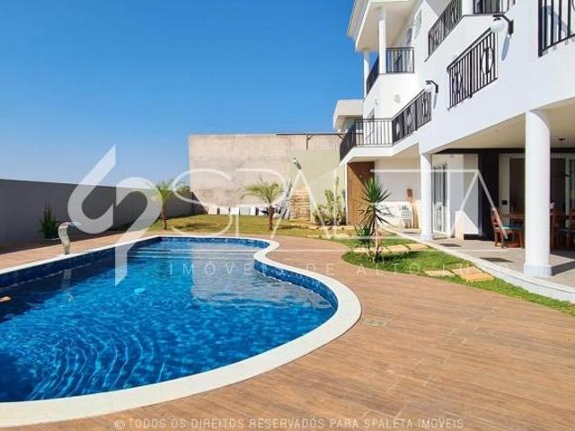 Lindíssima residência com arquitetura clássica à venda no Portal da Colina em Jundiaí
