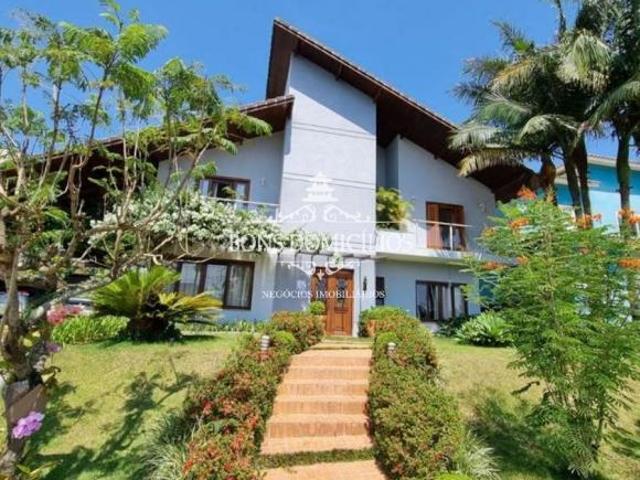 LINDISSIMA VALE APENA CONHECER CASA NA GRANJA VIANA