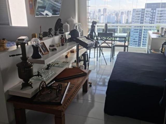 LINDÍSSIMO APARTAMENTO MOBILIADO