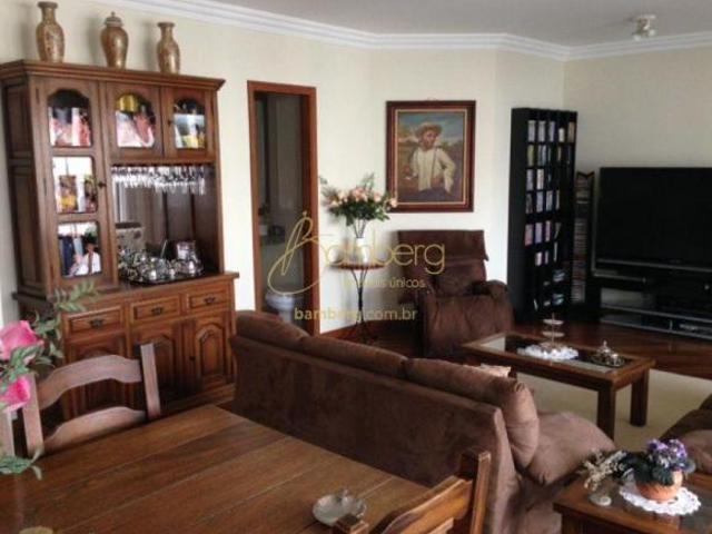 Lindíssimo apartamento na Vila Mascote