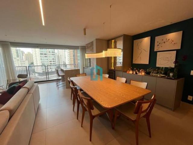 Lindíssimo Apartamento condomínio Siga Moema