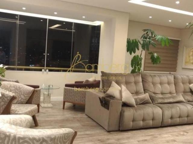 Lindíssimo apartamento conjugado de 139 m² na região da Super Quadra Morumbi. Venha conhecer