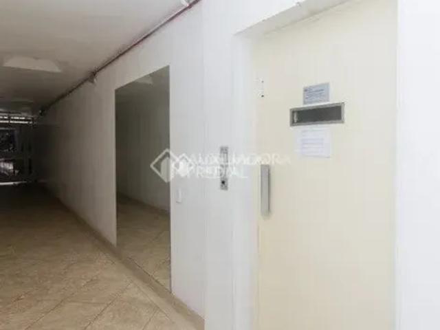 Lindo 1 dormitório, andar alto, desocupado, próx. Santa casa