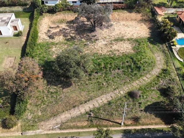 Lindo Terreno, Condomínio em Itu, 2.500m com linda vista!