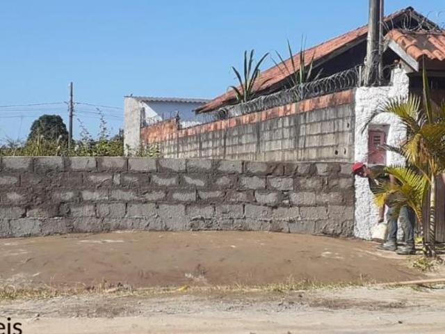 Lindo terreno pronto para construção na cidade de Peruibe