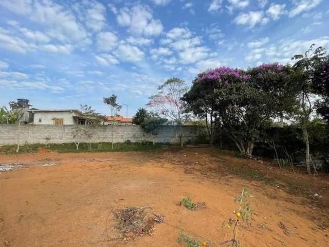 LINDO TERRENO 2.200m2 COM ESCRITURA EM APENAS 65KM DE SP!
