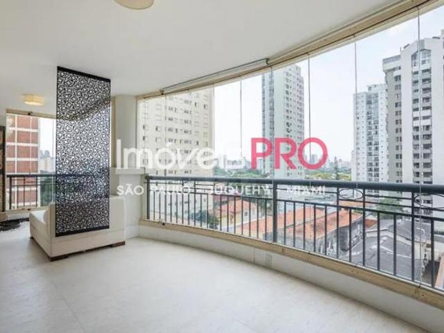 Lindo Apartmento no Brooklin com 200m2