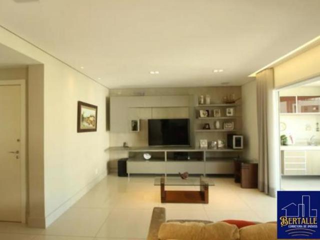 Lindo apartamento 4 quartos, 167m², 2 suítes e 2 semisuites, todo montado e decorado, 4 vagas de gar