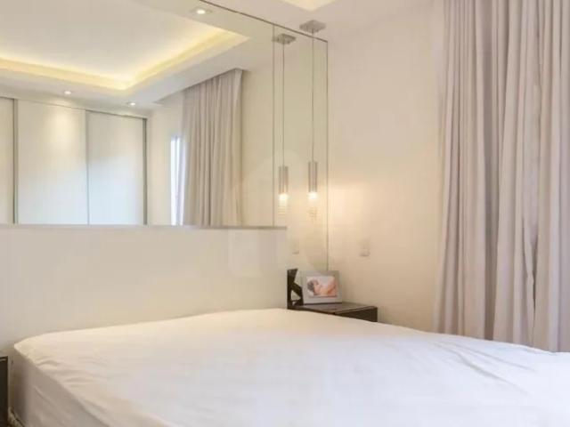 Lindo apartamento 60m² com sala ampliada na Barra Funda para locação semi mobiliado