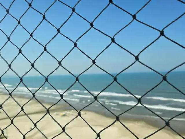 'Lindo Apartamento 02 dormitórios frente Praia para Locação ou Venda, Localizado no bairro Maracanã Praia Grande/SP