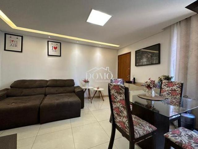 LINDO APARTAMENTO 02 QUARTOS NO CASTELO
