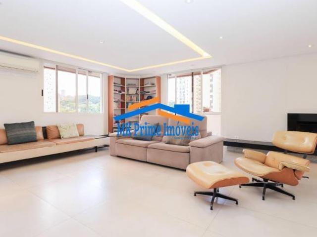 Lindo Apartamento 204m² c/ 2 Suítes e 3 Vagas para Venda Pinheiros/SP
