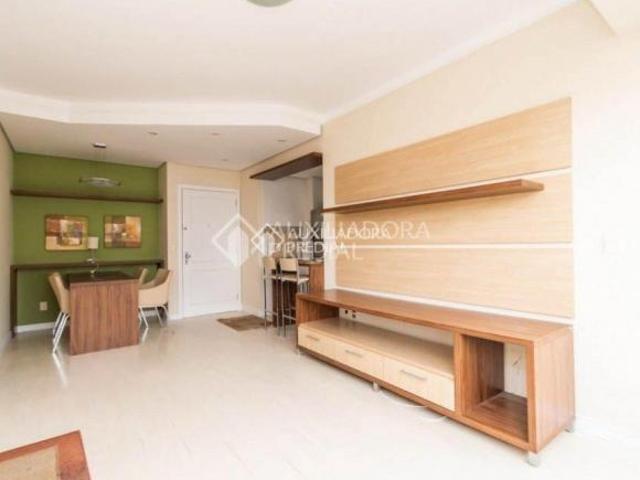LINDO APARTAMENTO 2 DORMITÓRIOS COM SUÍTE NA CIDADE BAIXA