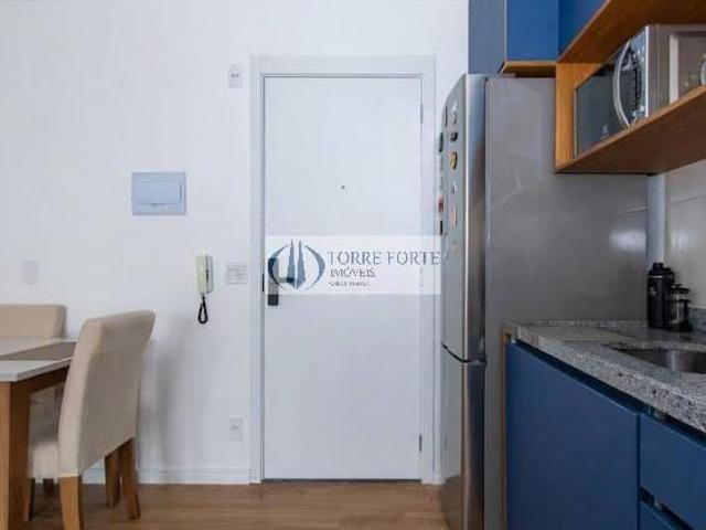 Lindo apartamento, 2 dormitórios, cozinha e banheiro, Jd. Santo Antoninho